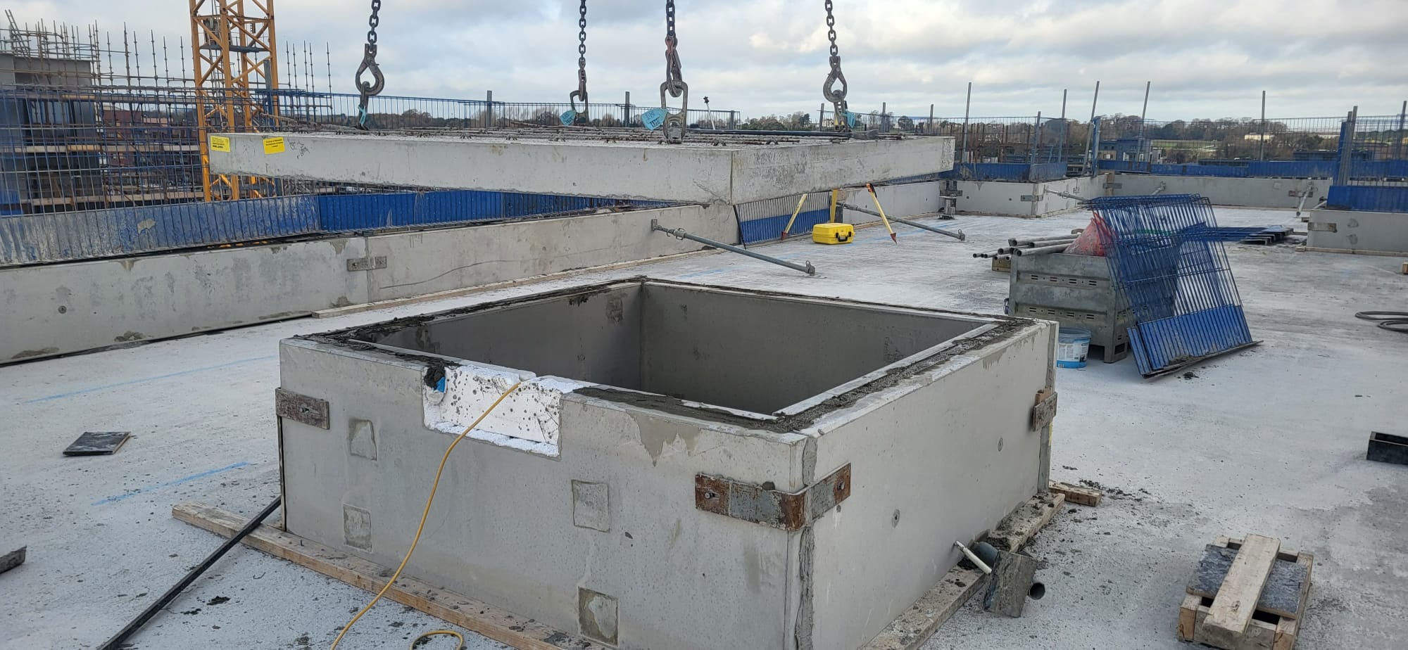 Final lift of Precast for project in Belmayne - Keegan Precast